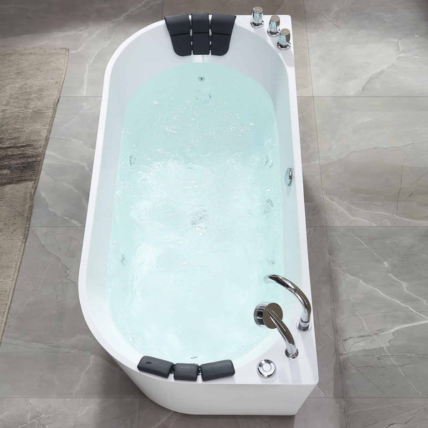 Small Bathroom Oasis: Freestanding Whirlpool Tubs | Empava 59AIS06